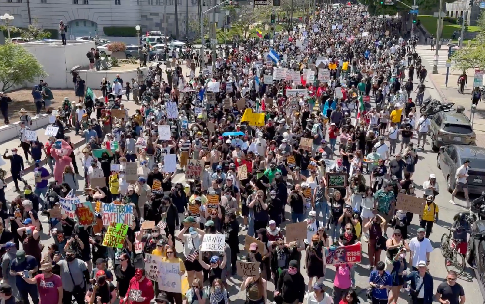 ¡ICE fuera de Los Ángeles! Los trabajadores se defienden contra las ...